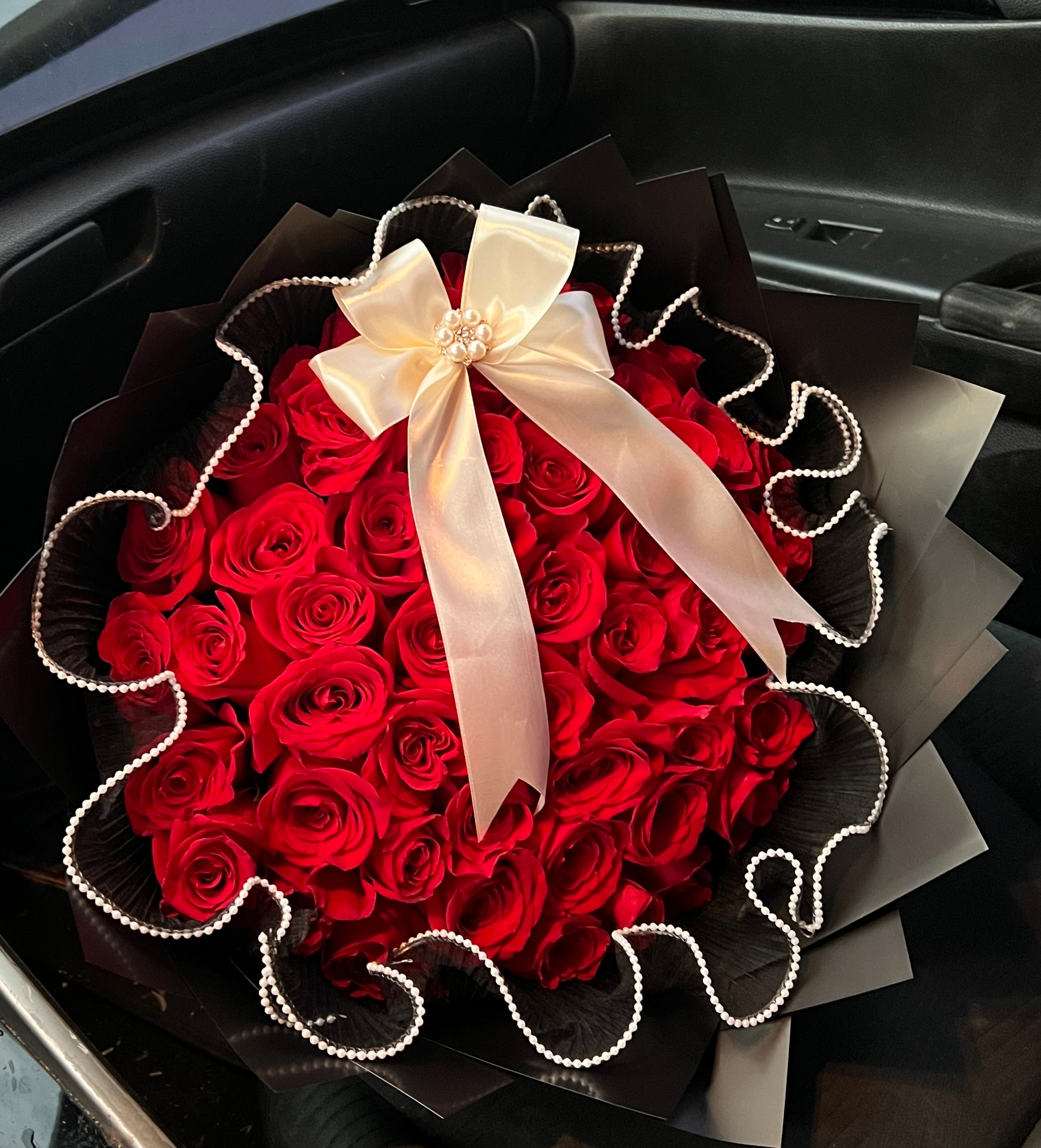 September – M|C FLORAL STUDIO